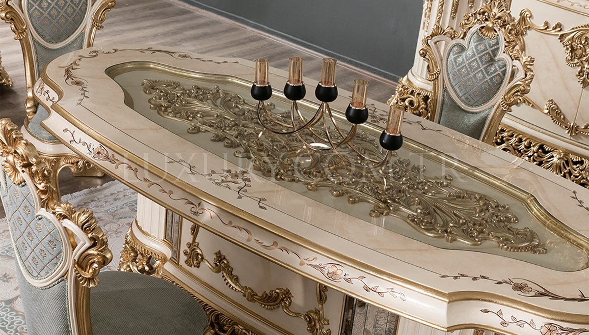 Dara Krem Gold Leaf Dining Room